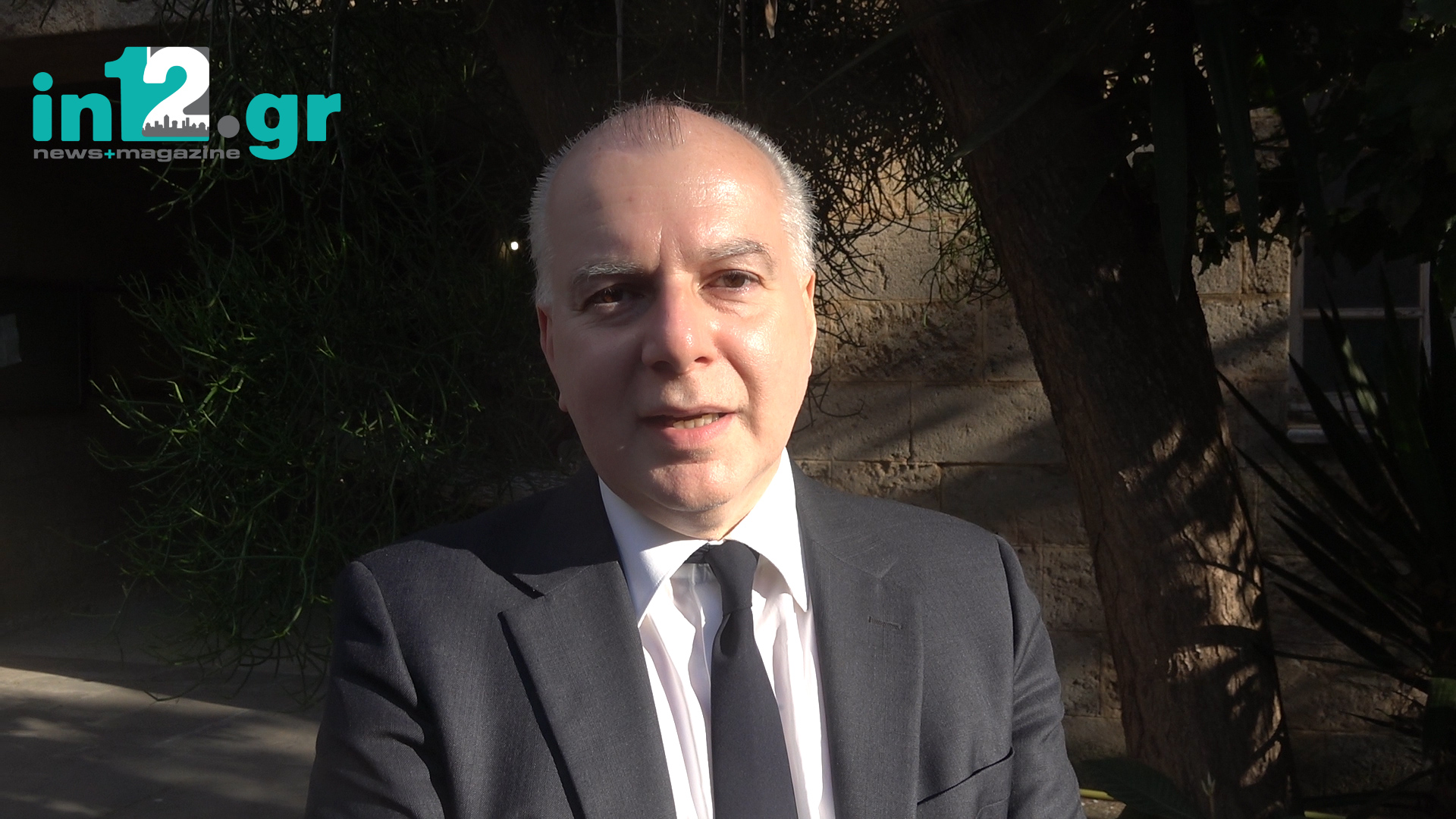 Δείτε . Αντώνης Καμπουράκης . Οι Έλληνές επιλέγουν πρωθυπουργό για ...