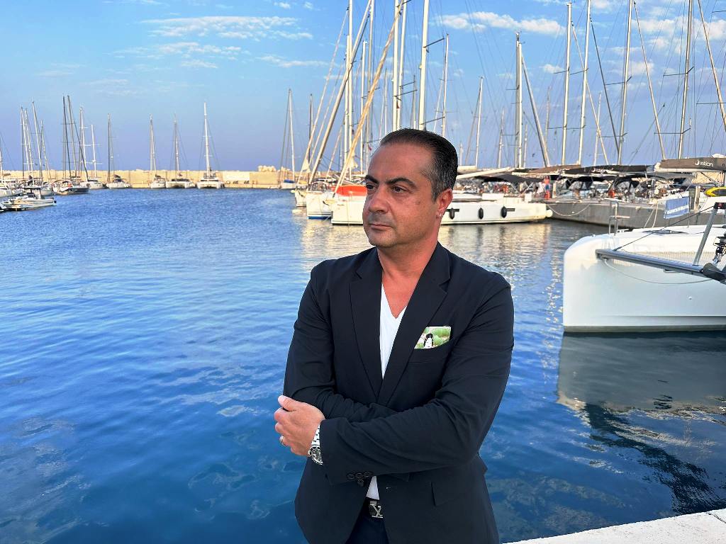 Αποκλειστικό. Ο υποψήφιος δήμαρχος Χάλκης Χαρίλαος Μιχαήλ αποκαλύπτεται ...